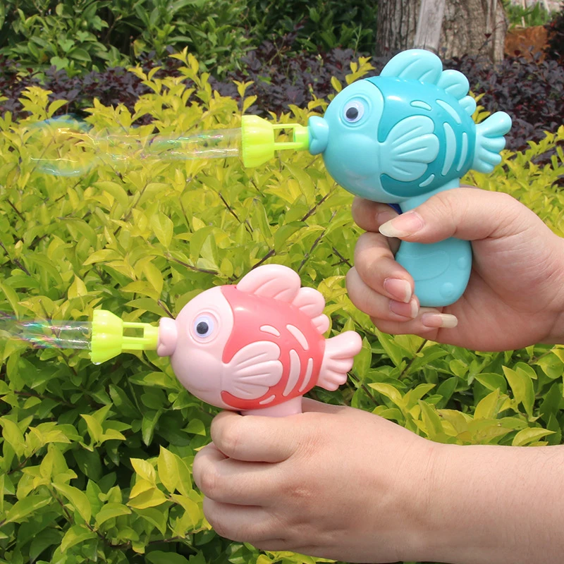 Wholesale Children Mini Cartoon Fish Bubble Machine Manual Fish Blowing ...