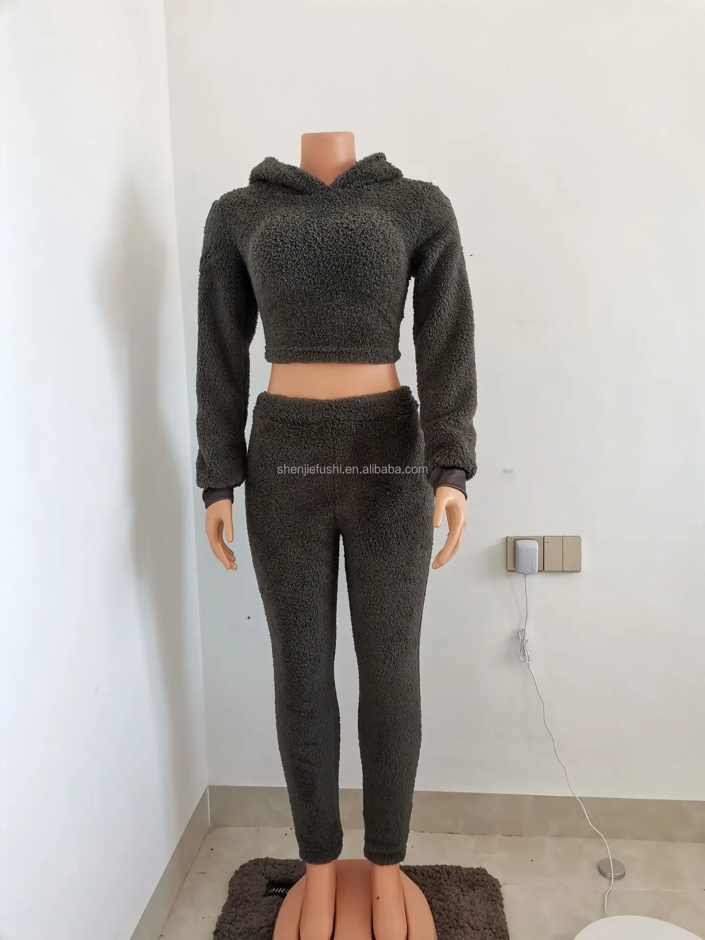 Ff1073 Winter Sexy Backless Hooded Cashmere Sweater Cropped Top ...