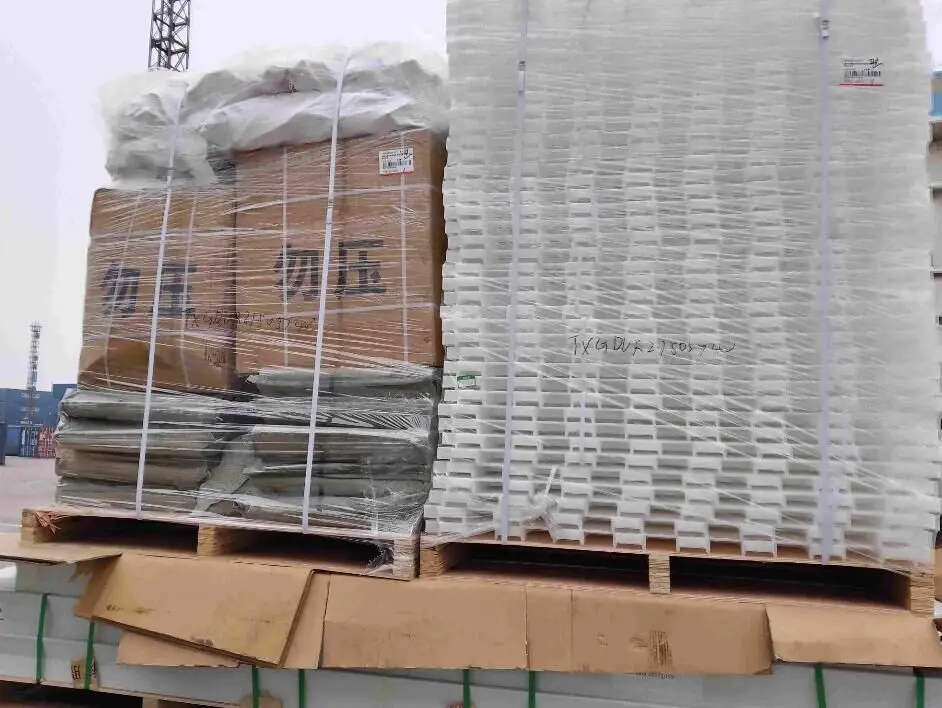 Broiler Farm Plastic Slatted Dung Leaking Board Poultry Slat Floor for ...