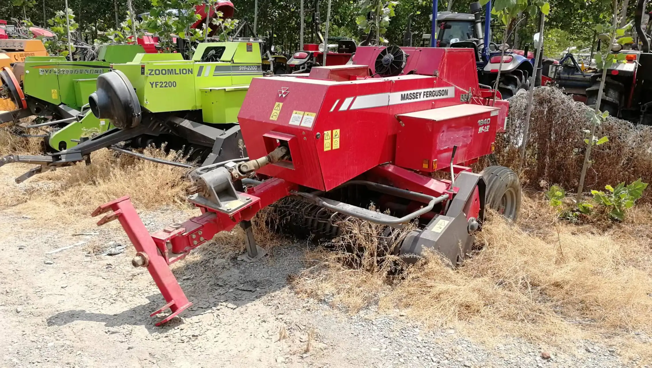 Used Farm Agricultural Machinery Equipment Balers Massey Ferguson 1840 ...