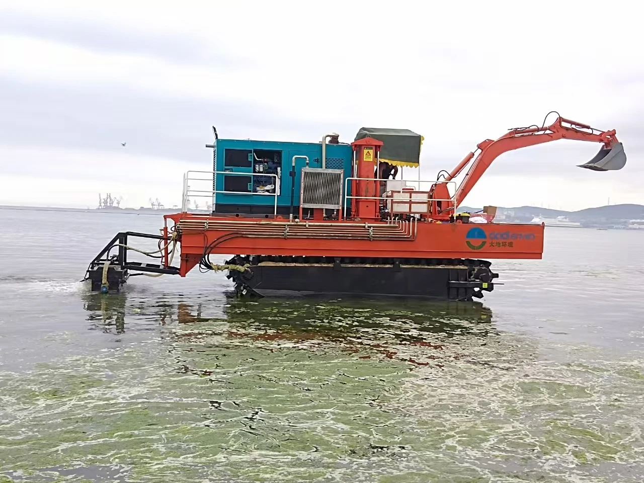 Hydraulic Amphibious Marsh Excavator Floating Pontoon Gearbox Motor ...