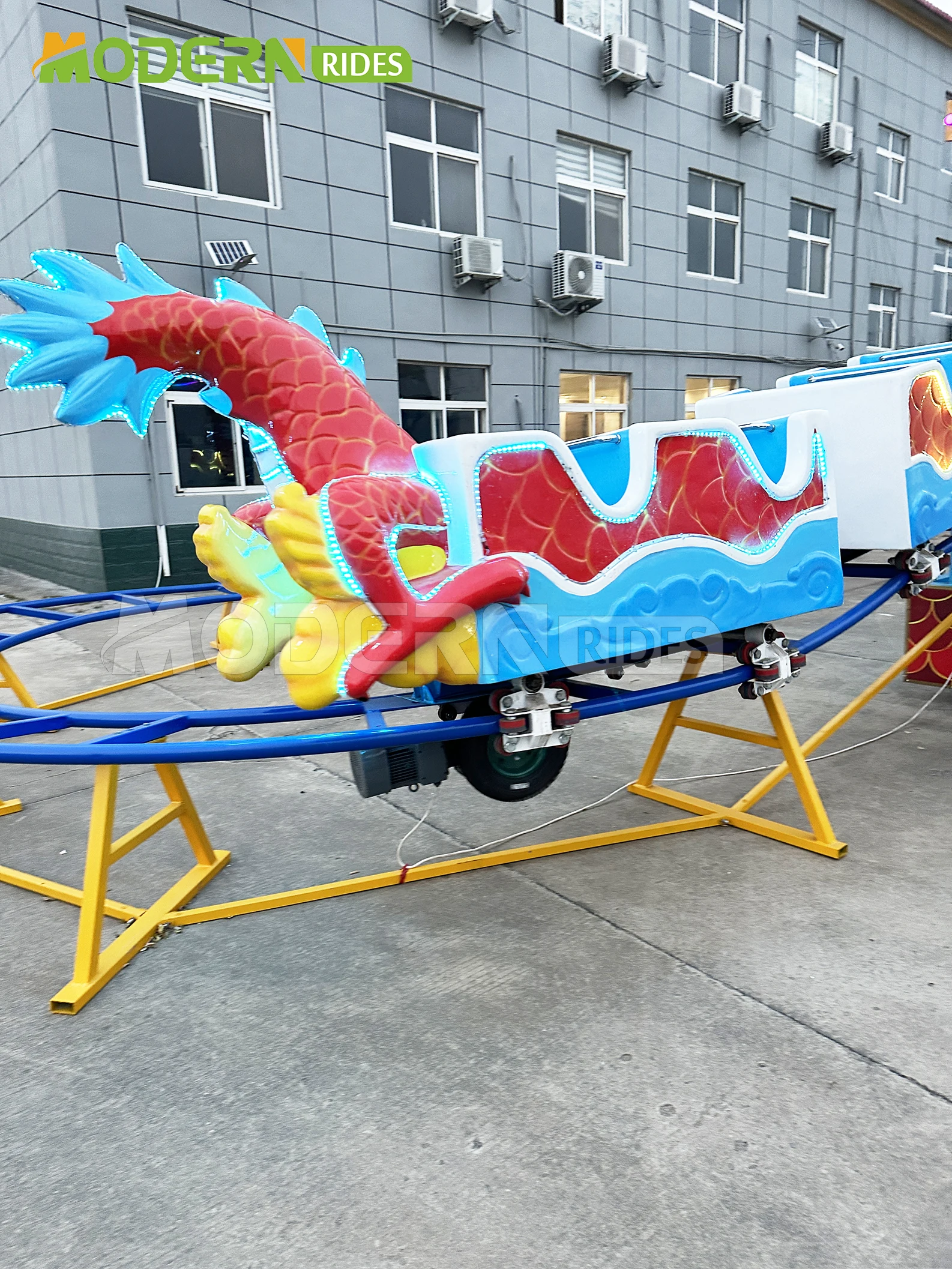 Modern Rides Fairground Carnival Mobile Portable Trailer Amusement Park ...