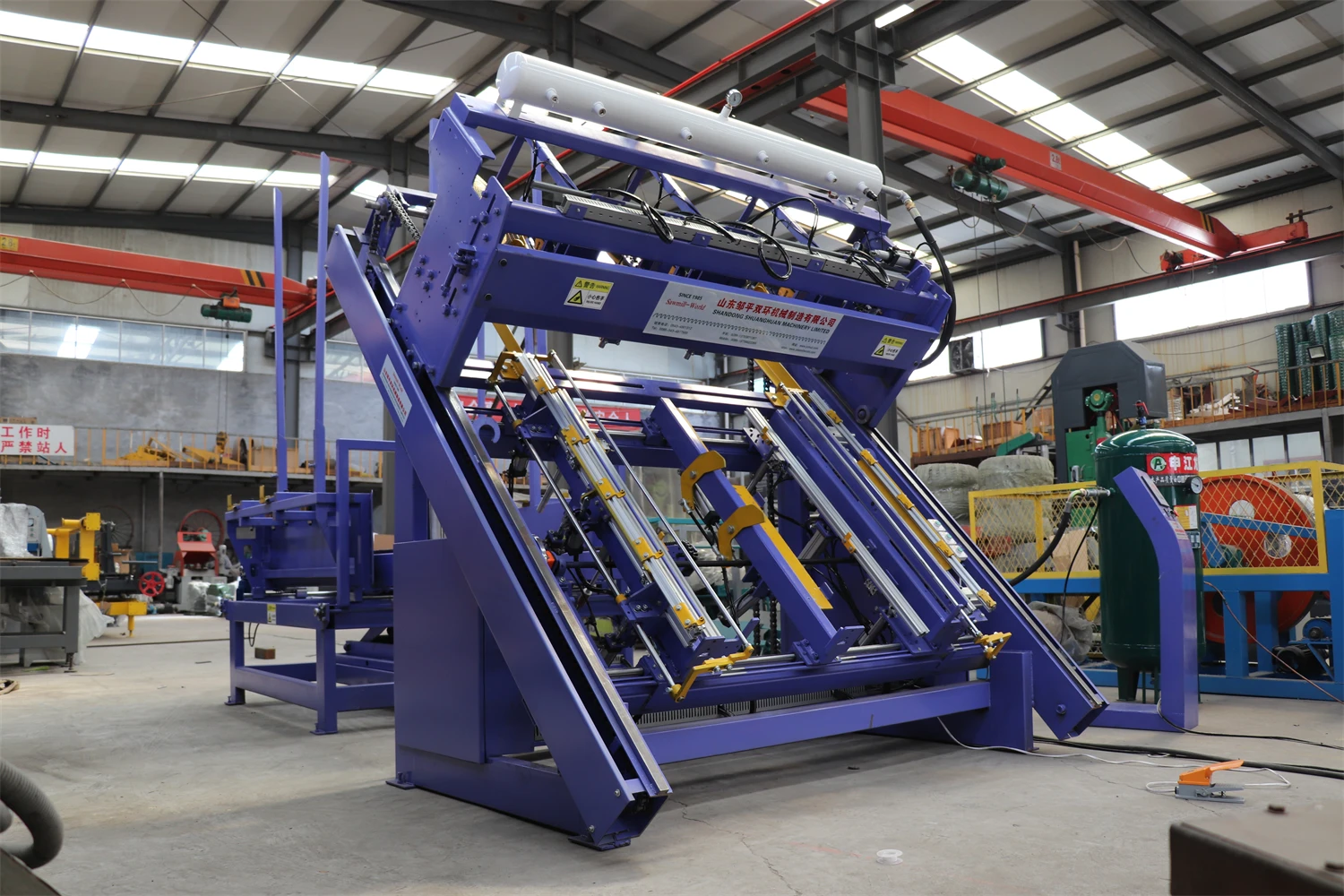 Wooden Pallet Assembly Machine Automatic Wood Pallet Nailing Machine ...