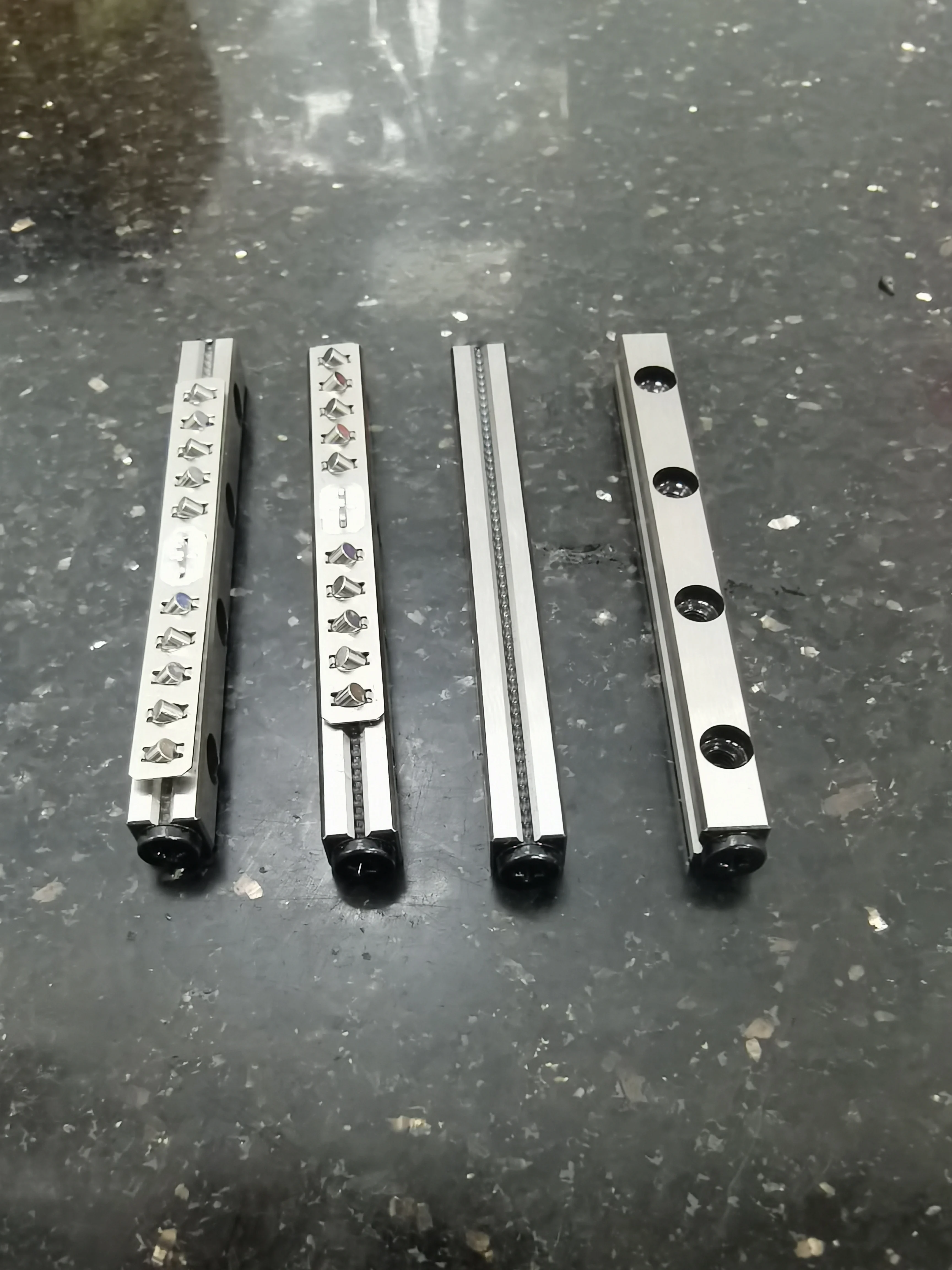 High Precision Cross Roller Guide VR6 for Automatic Machinery