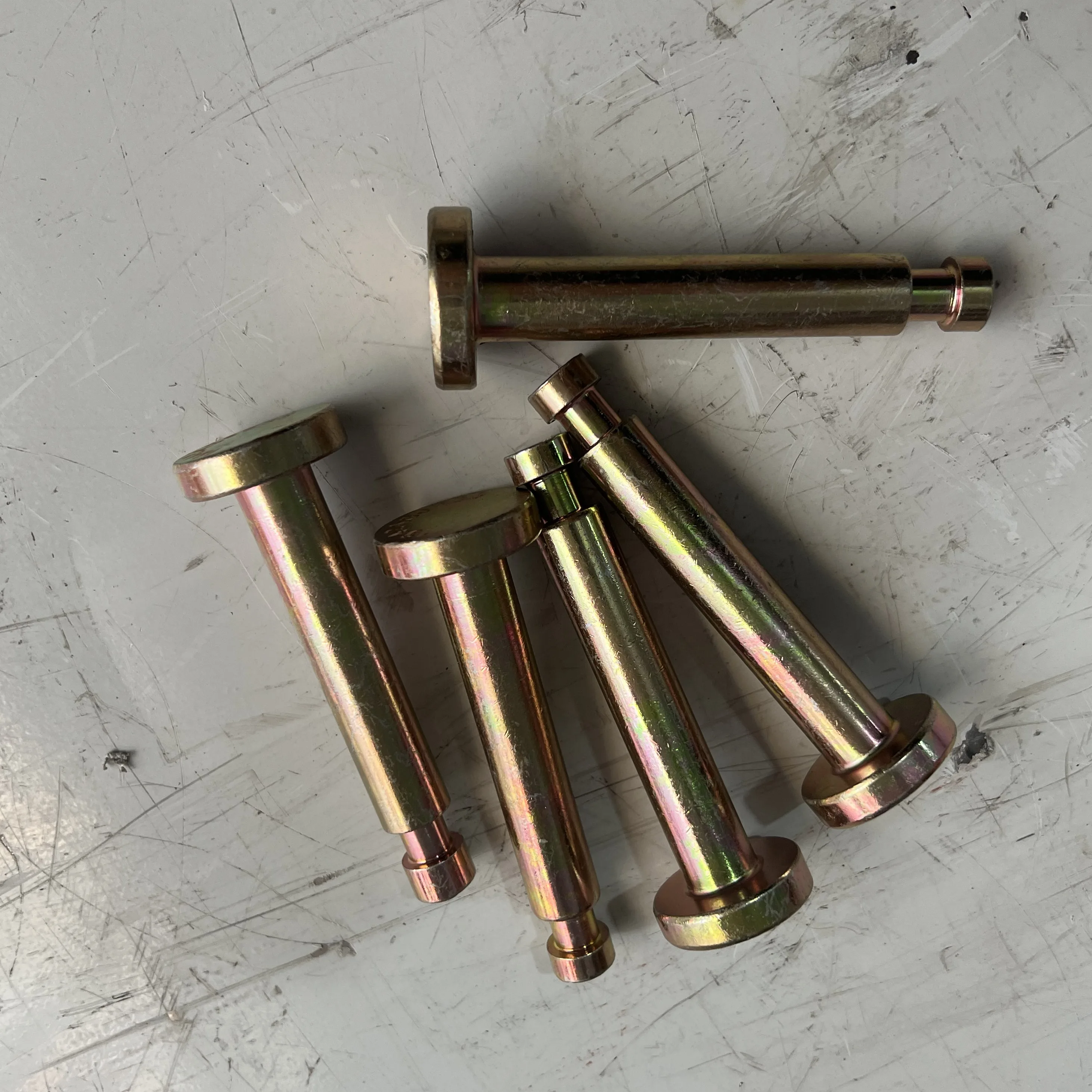 Sinotruk Howo Original Front Suspension Shock Absorber Pin Shaft ...