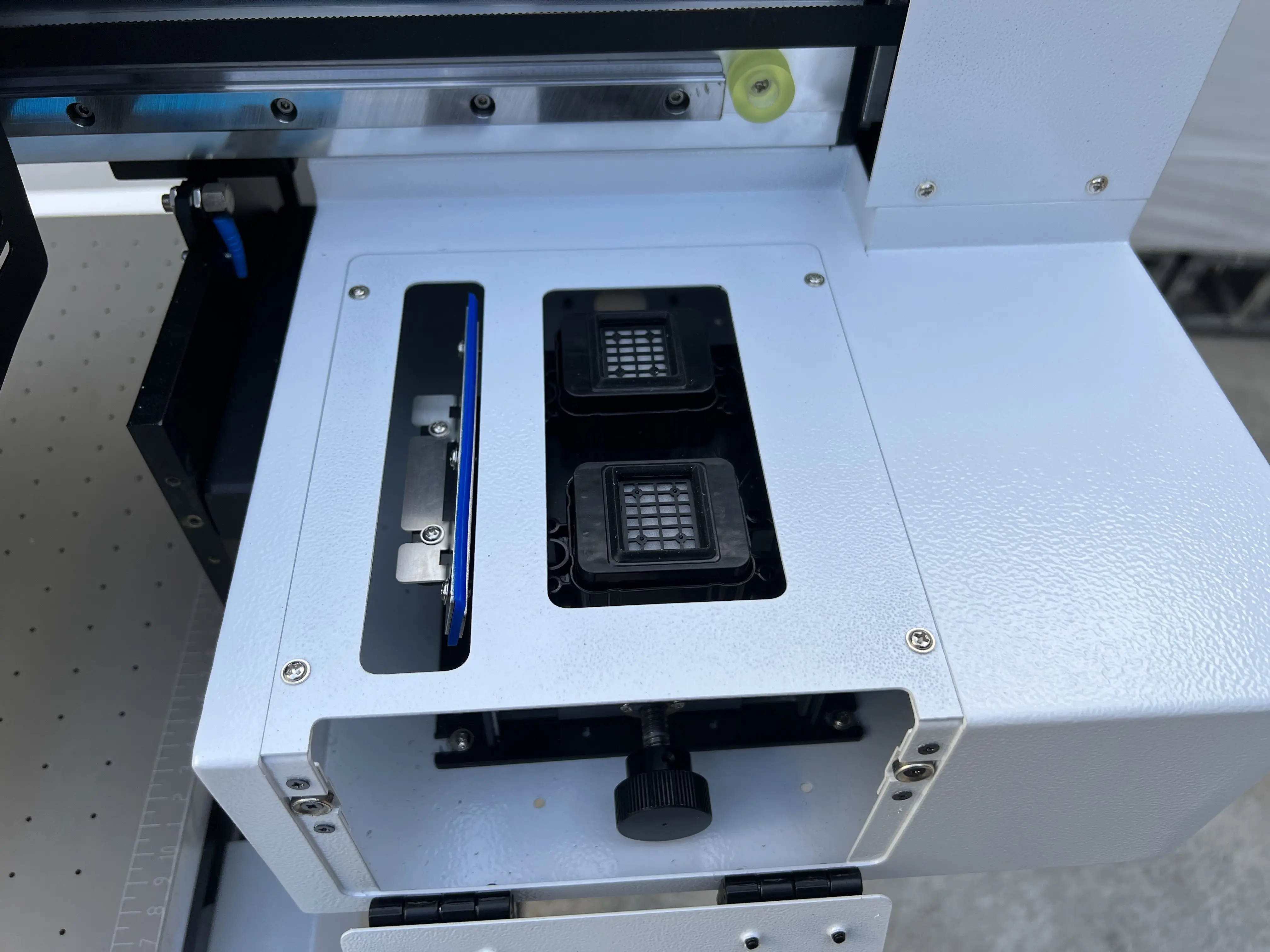 Small Size 4050 Flatbed Led A2 Uv Printer For Phone Case Glass Bottle Pen Pvc Acrylic Ceramic ...