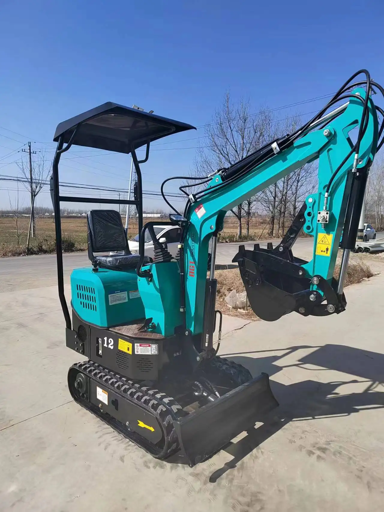 AGT KAT 12 Mini Excavator - 1.2 Ton Crawler Digger with 30° Climb ...