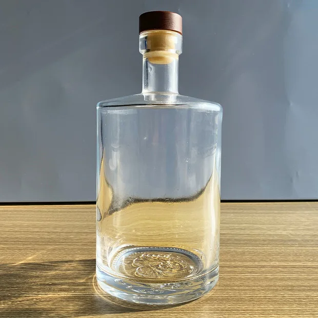 Factory Wholesale1000ml 750ml 700ml 500ml Vodka Spirit Gin Rum Glass ...
