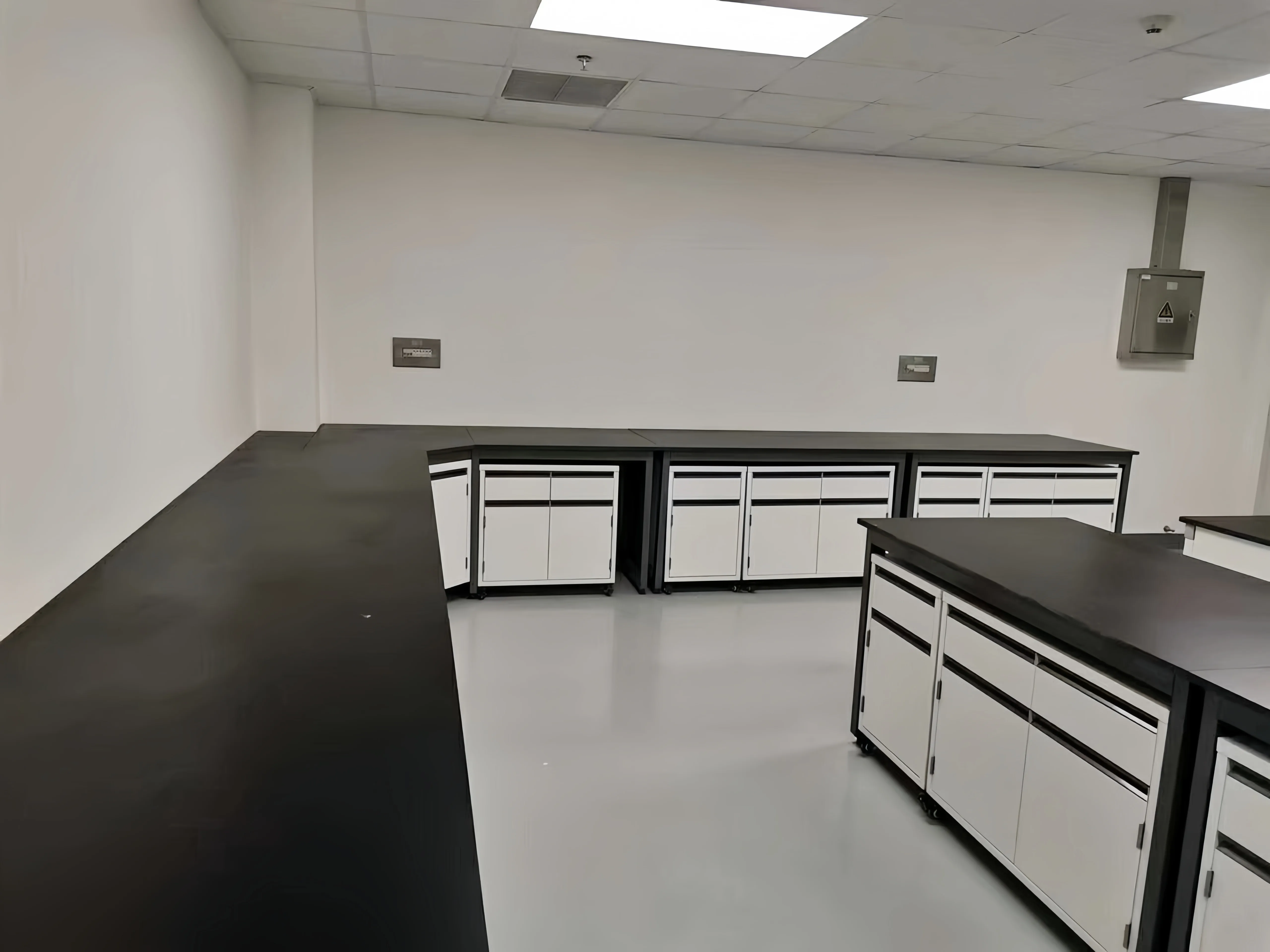 Steel Medical Chemical Lab Work Table Laboratory Furniture Mobile Lab ...