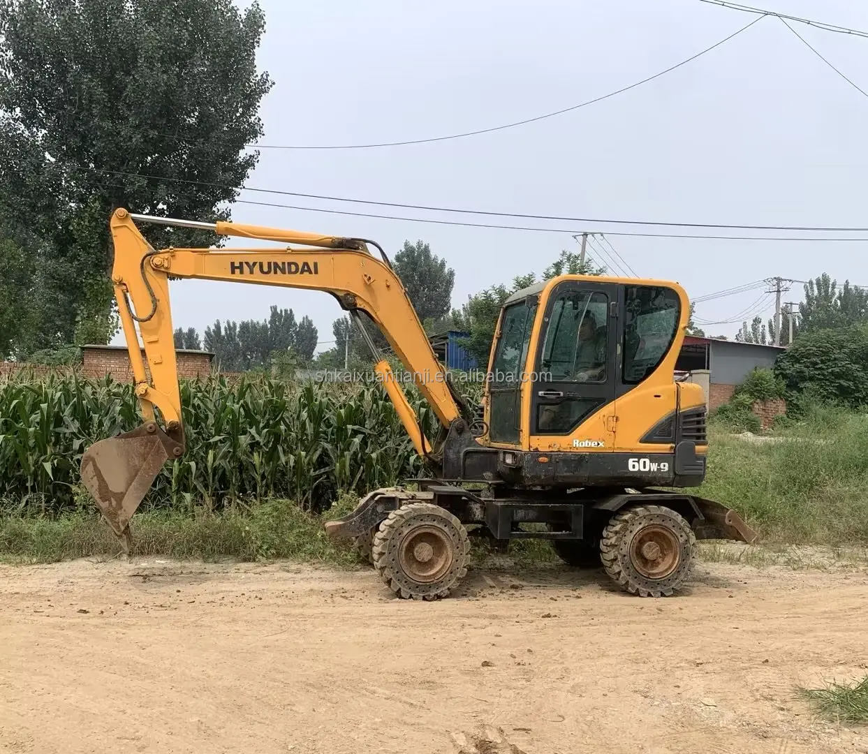 Used Original Hyundai 60w-9 Wheel Hydraulic Excavator 6 Ton Second-hand ...
