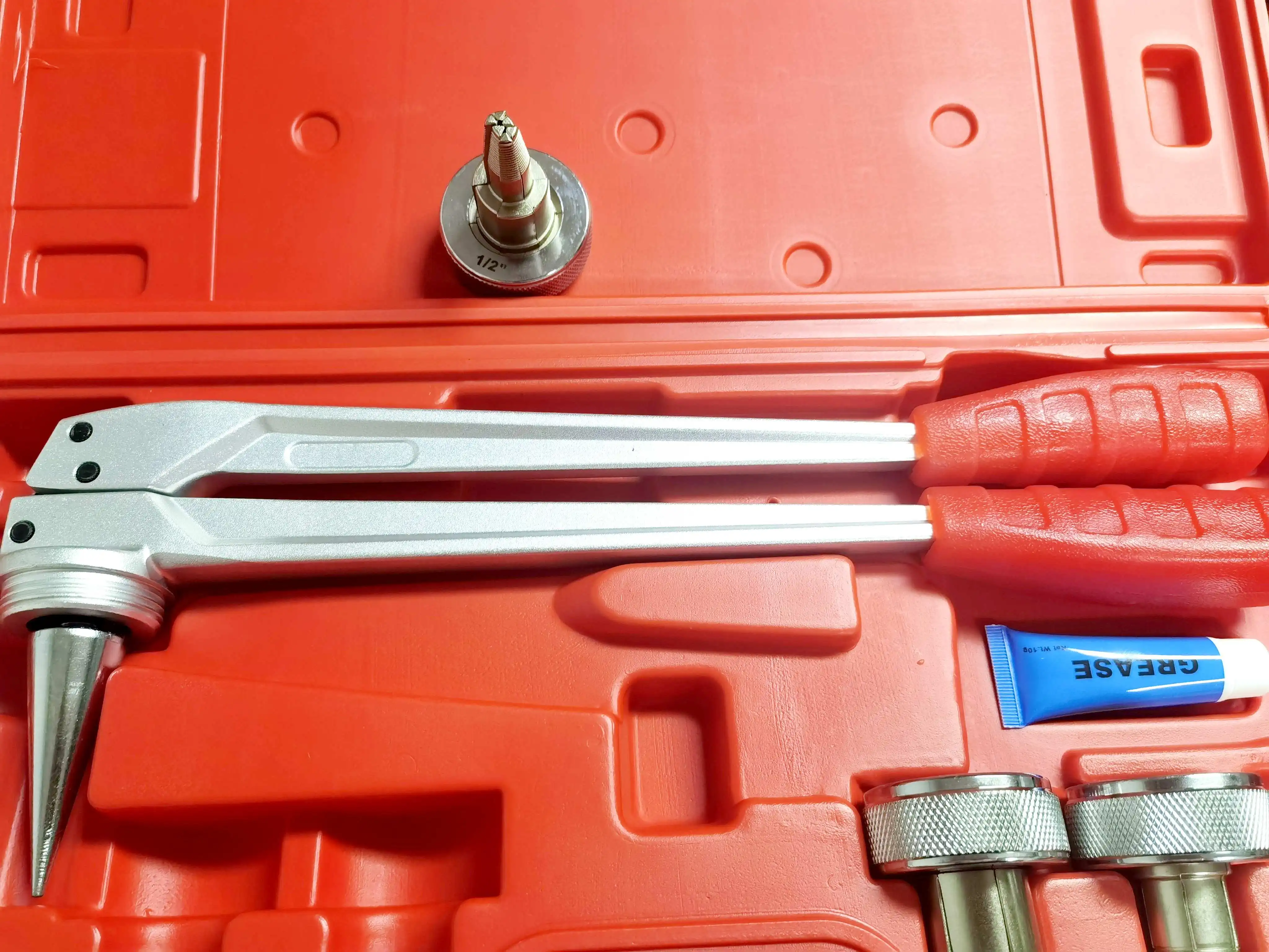 Small Bend Radius High Degree Custom Round Roll Plastic Pex Pipe For ...