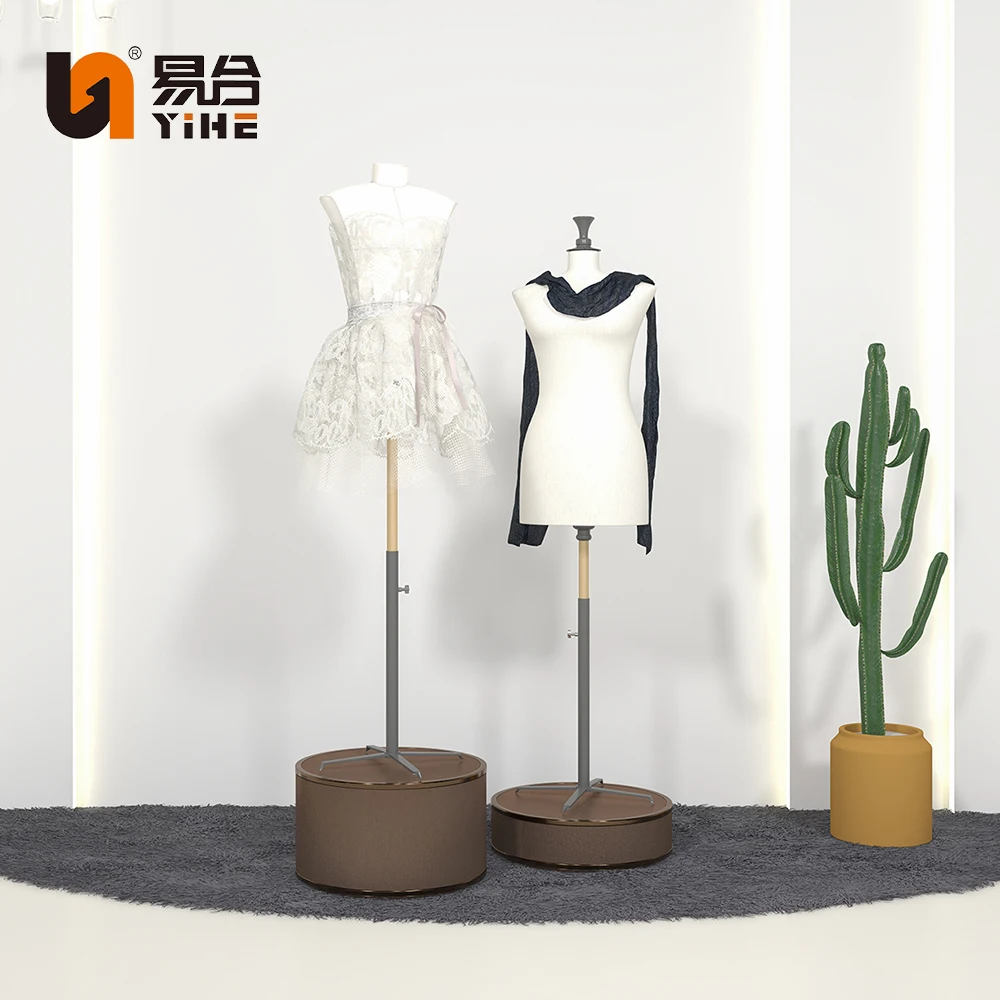 Garment Store Entrance Mannequin Platform Women's Clothing Shop New ...