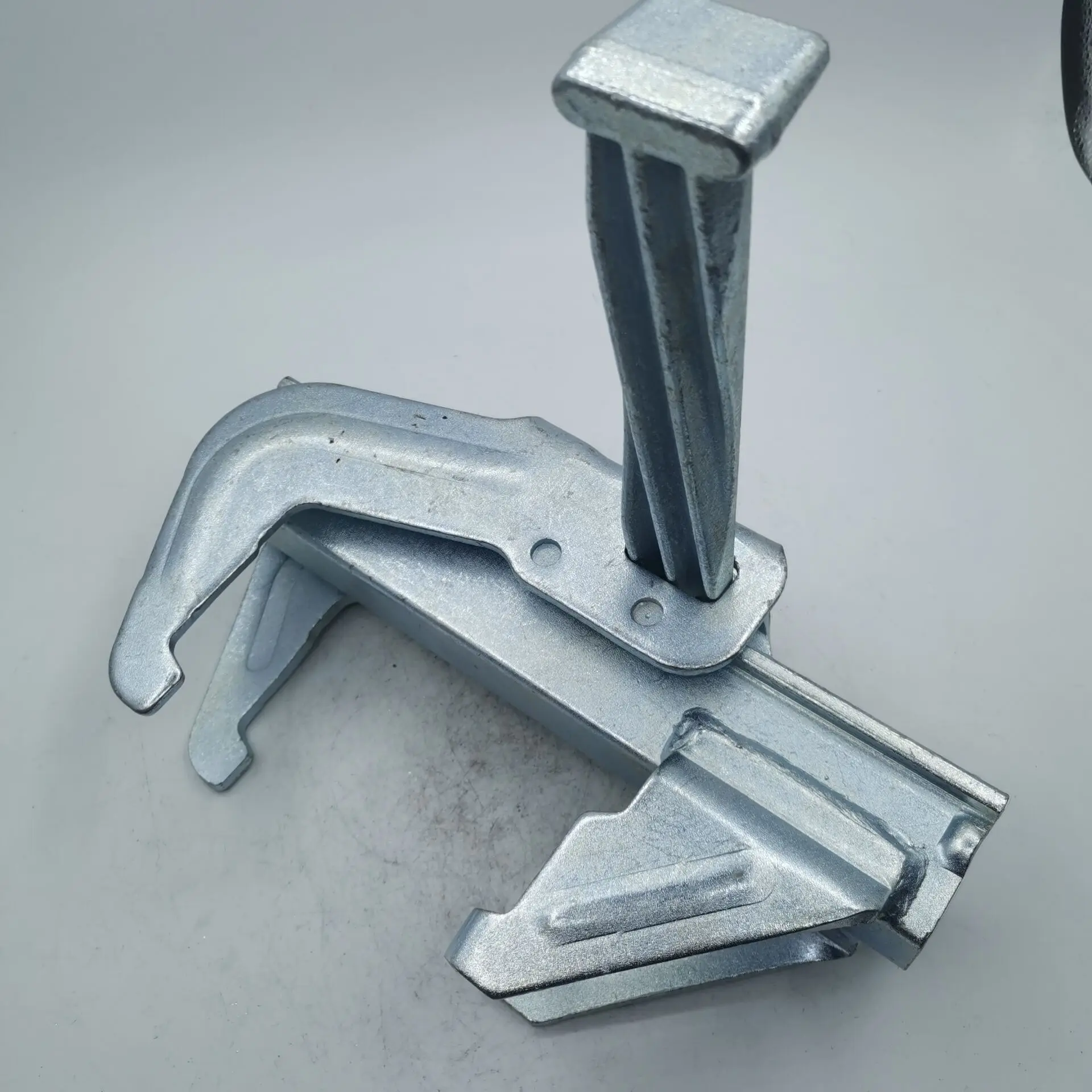 Scaffolding Clamp Peri Doka - Durable & Versatile Solutions