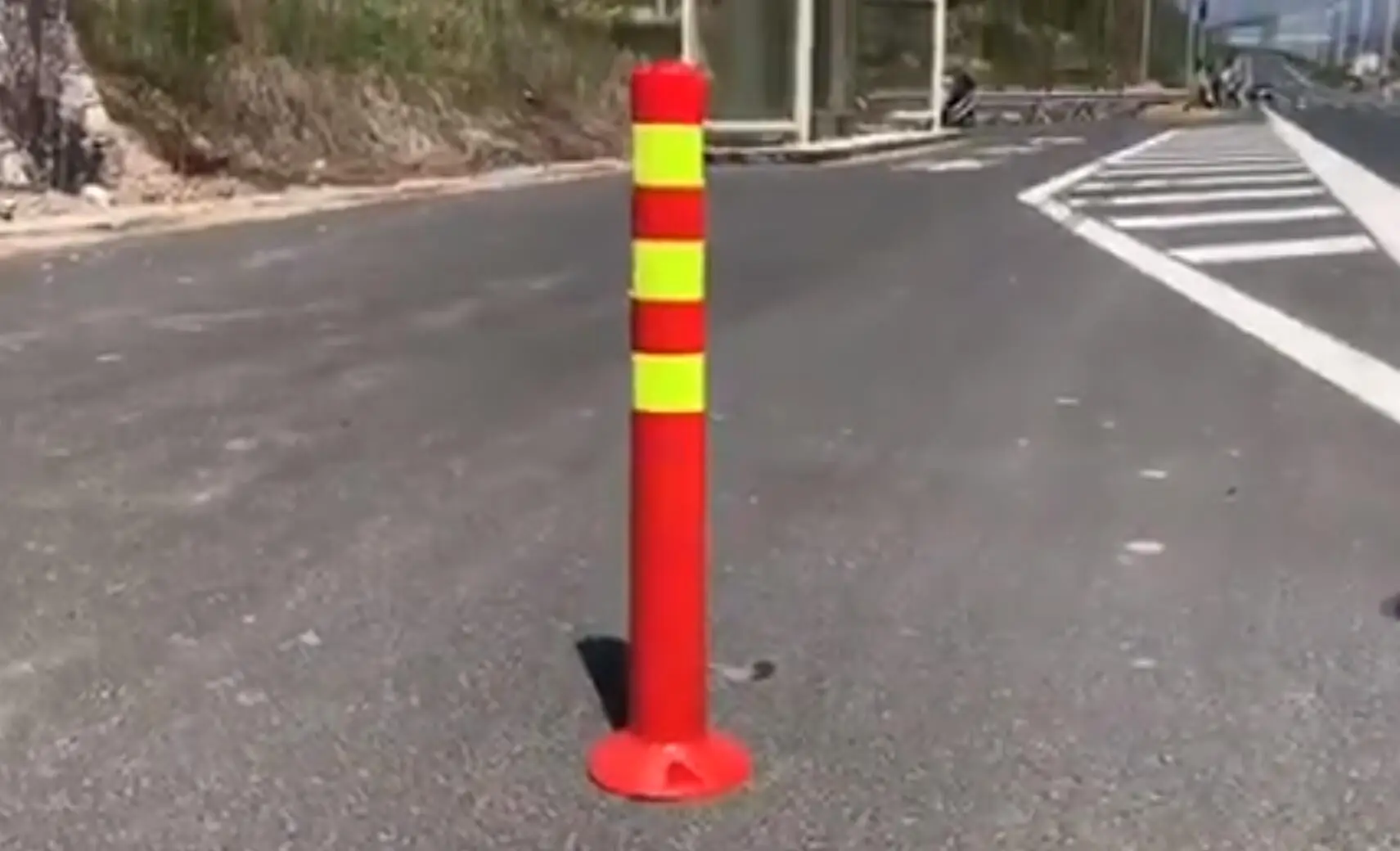 75cm Traffic Reflective Warning Column for Road Safety