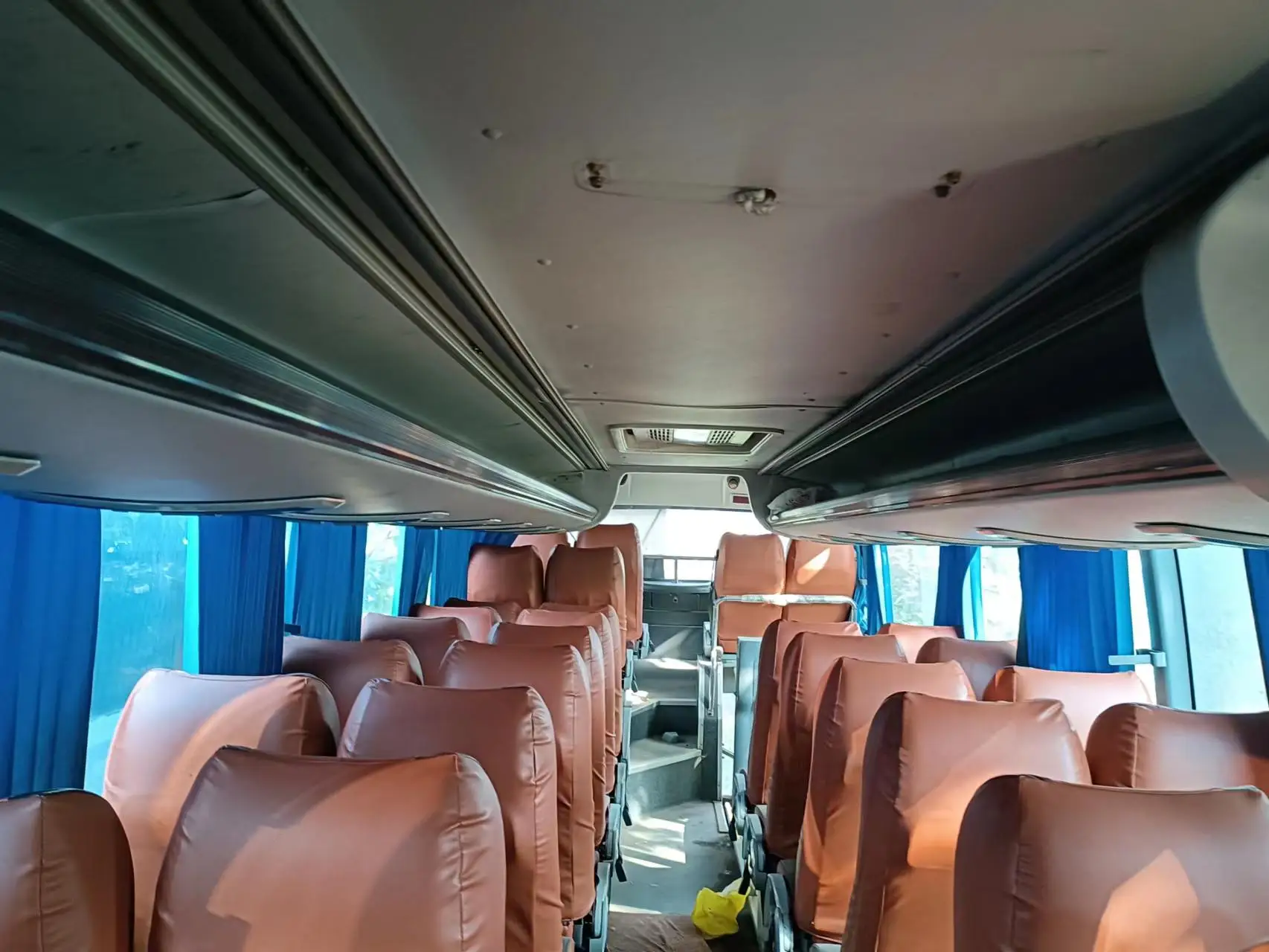 Double Decker Tourist Bus - 56 Seats Golden Dragon XML6148