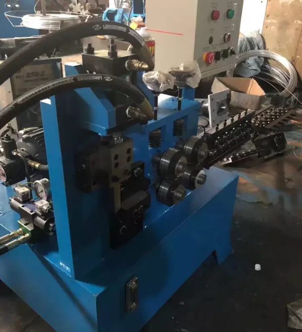 2-6mm Rotary Wire Straightener Steel Plate Straightening Machine ...