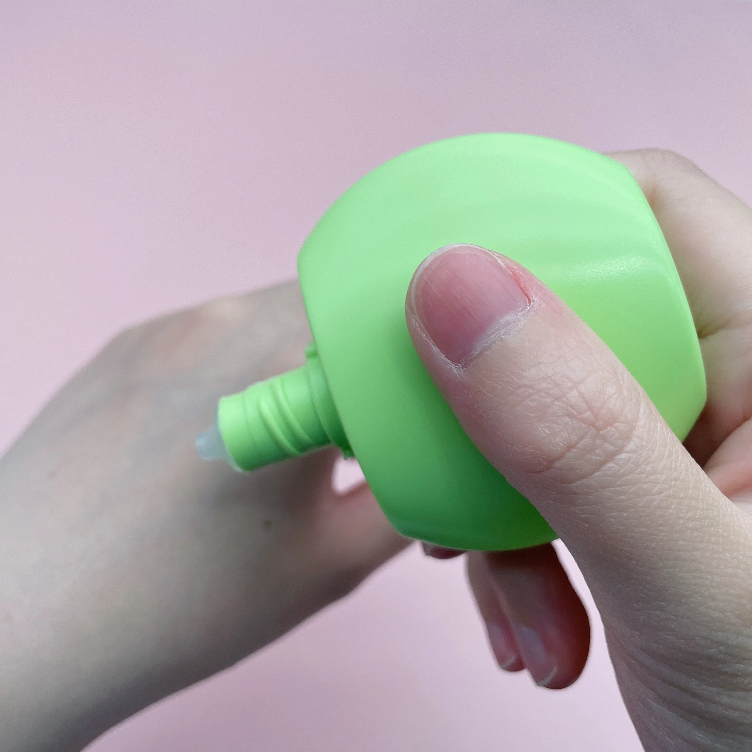 30ml & 60ml Plastic PE Sunscreen Containers with Screw Cap