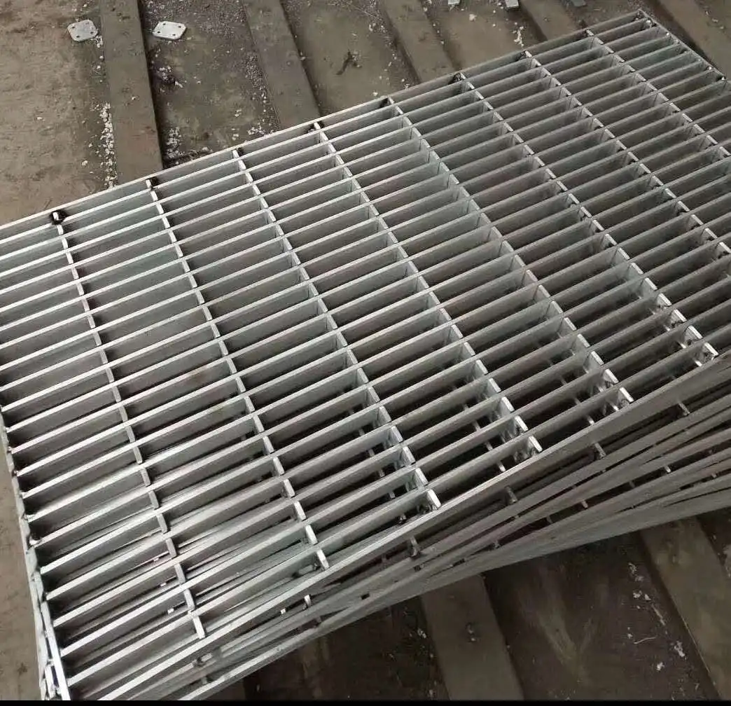 Architectural Aluminium Grating Serrated Bar Grating - Buy Swaged ...