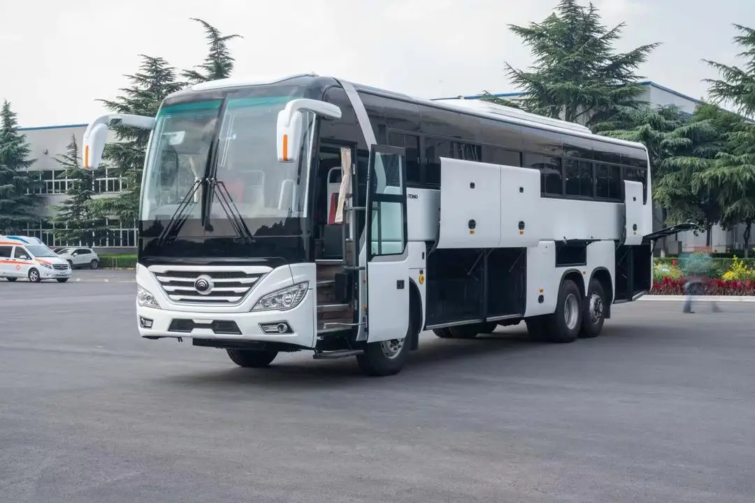 70 Seats Passenger Seats Zk6126d Coach Bus With Tv Screens And Usb ...