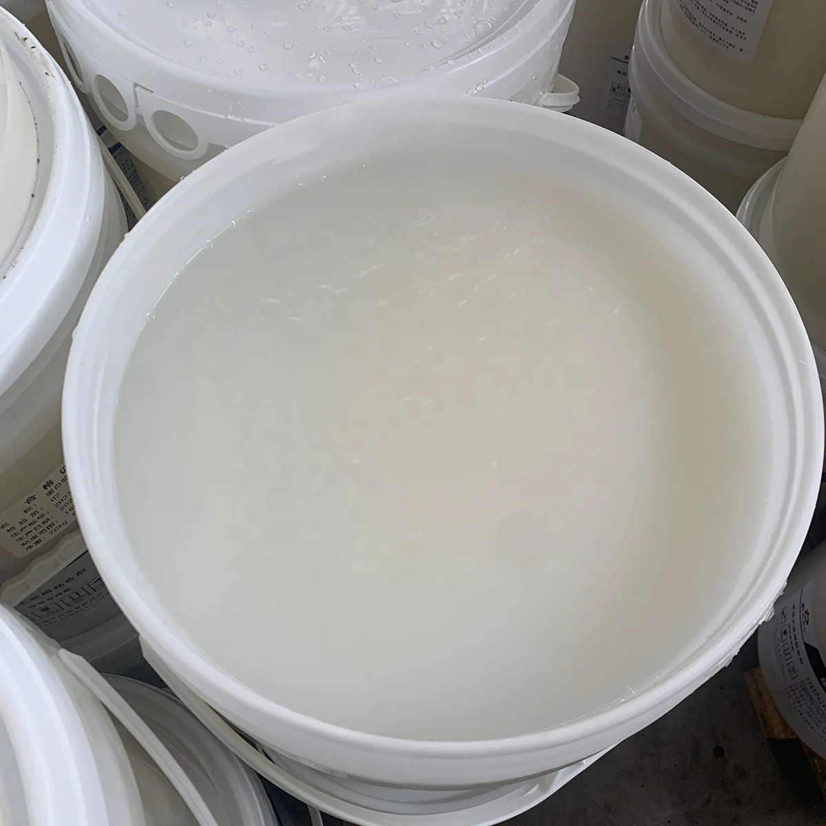 Casein Glue - Superior Adhesion for Glass Bottle Labels