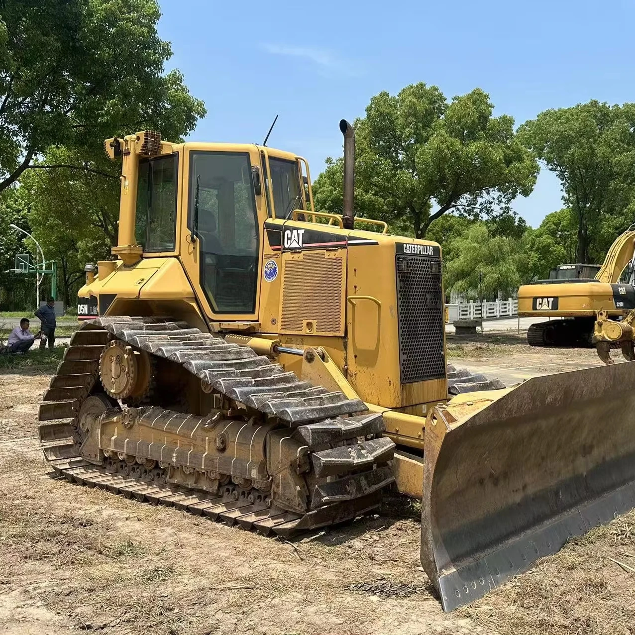 Japan crawler bulldozer CAT D5N D6R D7R D8R D9R Used caterpillar tracks ...