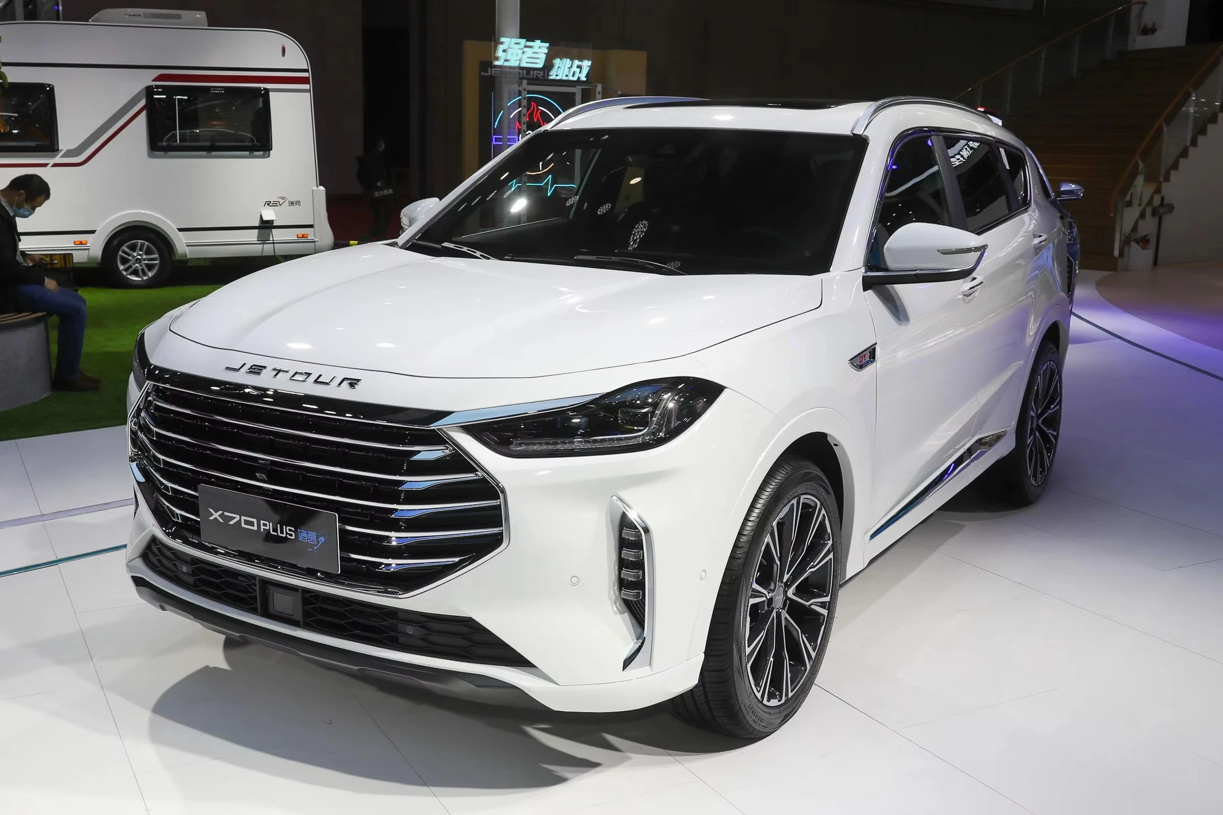 Jetour X70 C-DM 2025 Long-Range PRO+ 7-Seater Used Hybrid Electric SUV ...