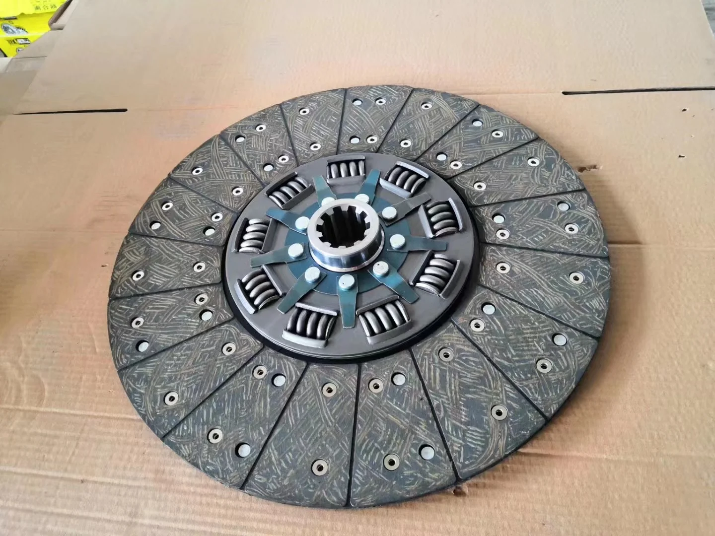 High-quality 312102502 Hi-no Southeast Aisa Clutch Pressure Plate ...