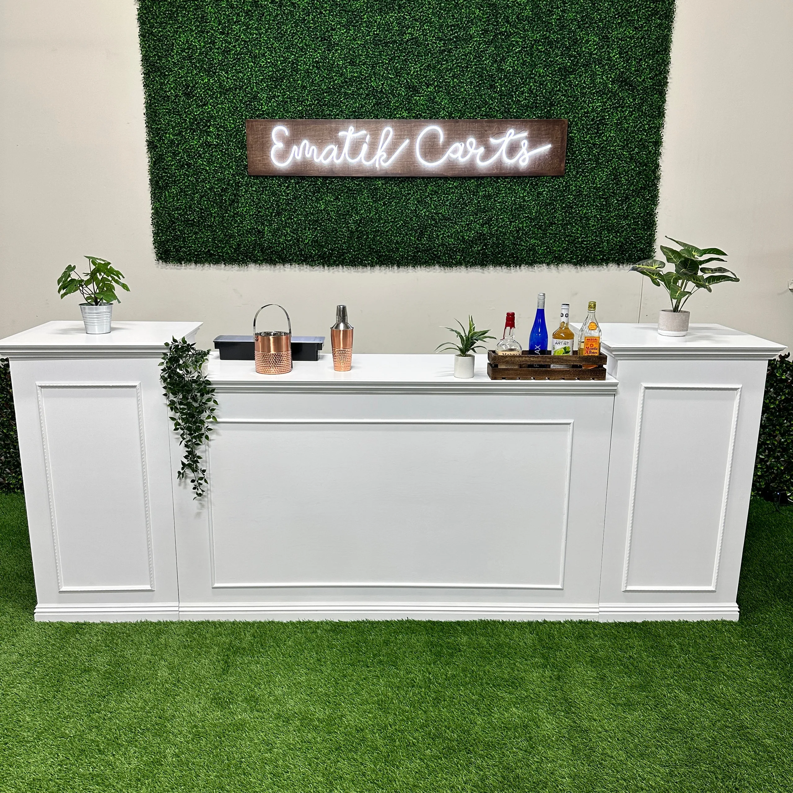 Solid Wooden Bar Table Counter for Wedding Events