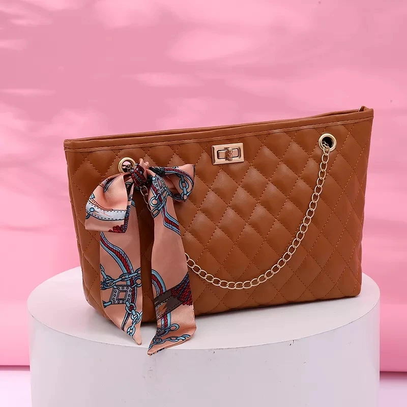 2022 Hiot Sale Small Square Chain Women Handbags Chain Strap Messenger ...