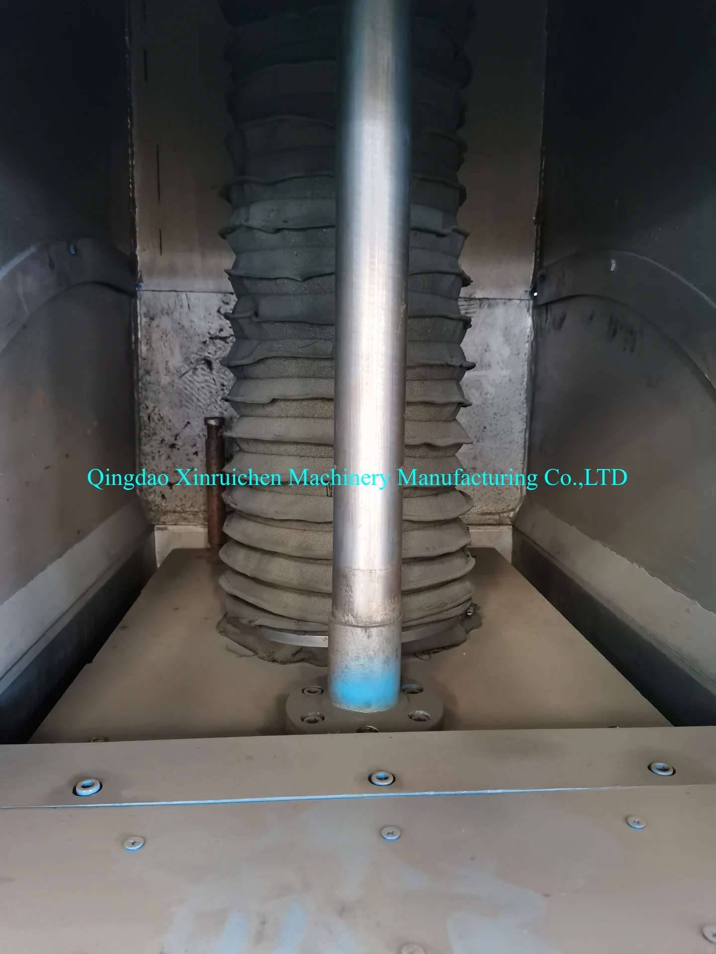 For Rubber And Plastic With Plc And Screen Touch Operation Panel Pneumatic Rubber Dispersion 75l ...