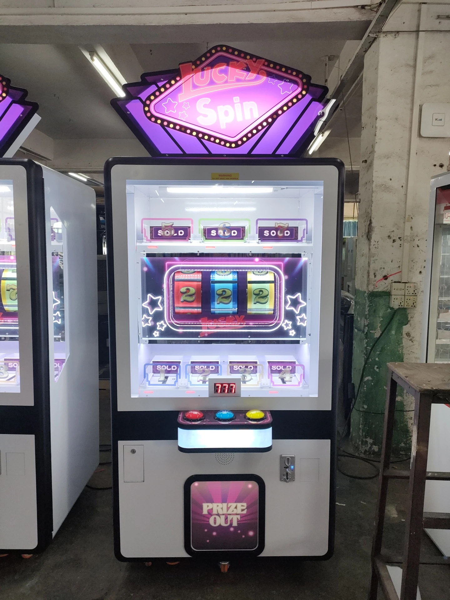 Indoor Game Lottery Vending Machine - Lucky Spin 666