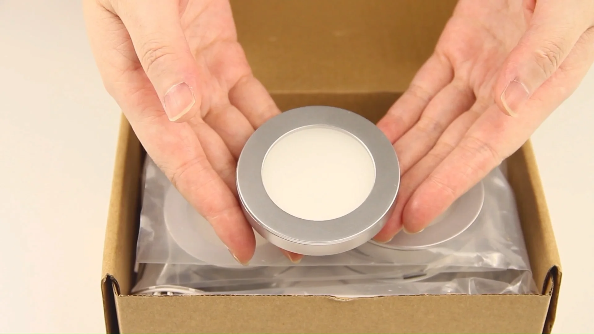 Etl Ce Listed Ultra Thin Led Puck Light Recessed Or Surface Mounted ...