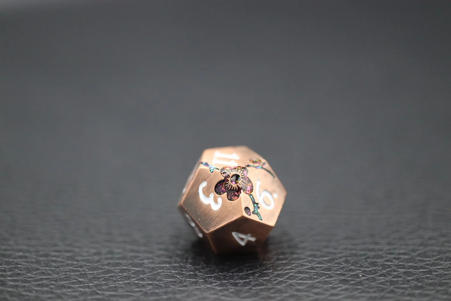 Oem Custom Metal Rpg Dnd Dragon Polyhedral Solid 16 Mm Metal Dice - Buy ...