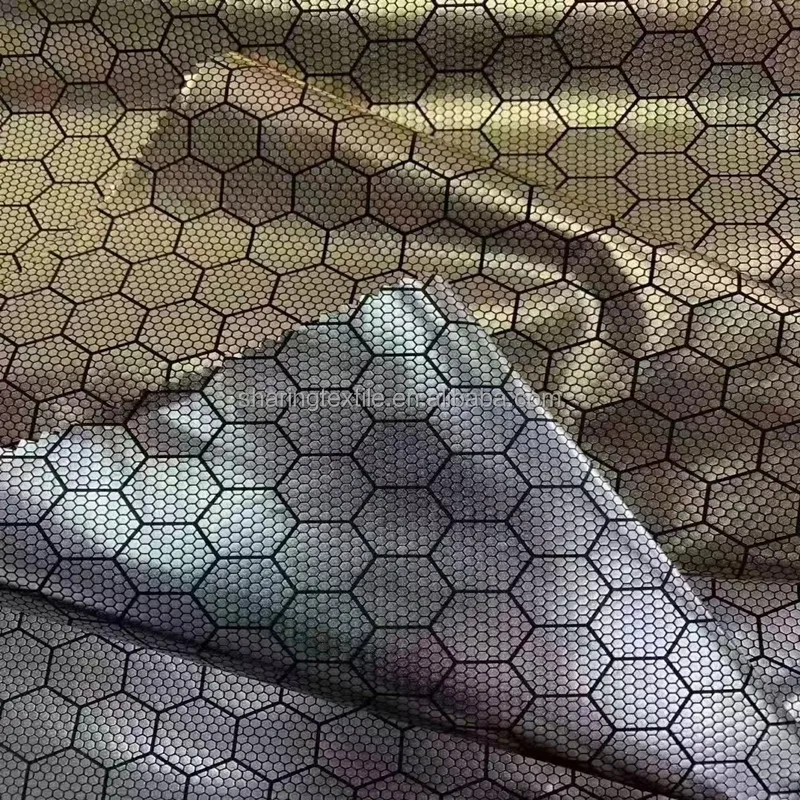 Warm and Anti-static Polyester Pongee Graphene Printed HoneyComb Plaid ...