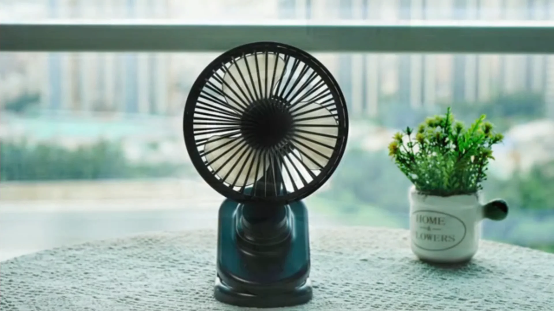 Smart Fan Chillmax Go Portable Usb Mini Fan Auto Rotate Air Cooling ...