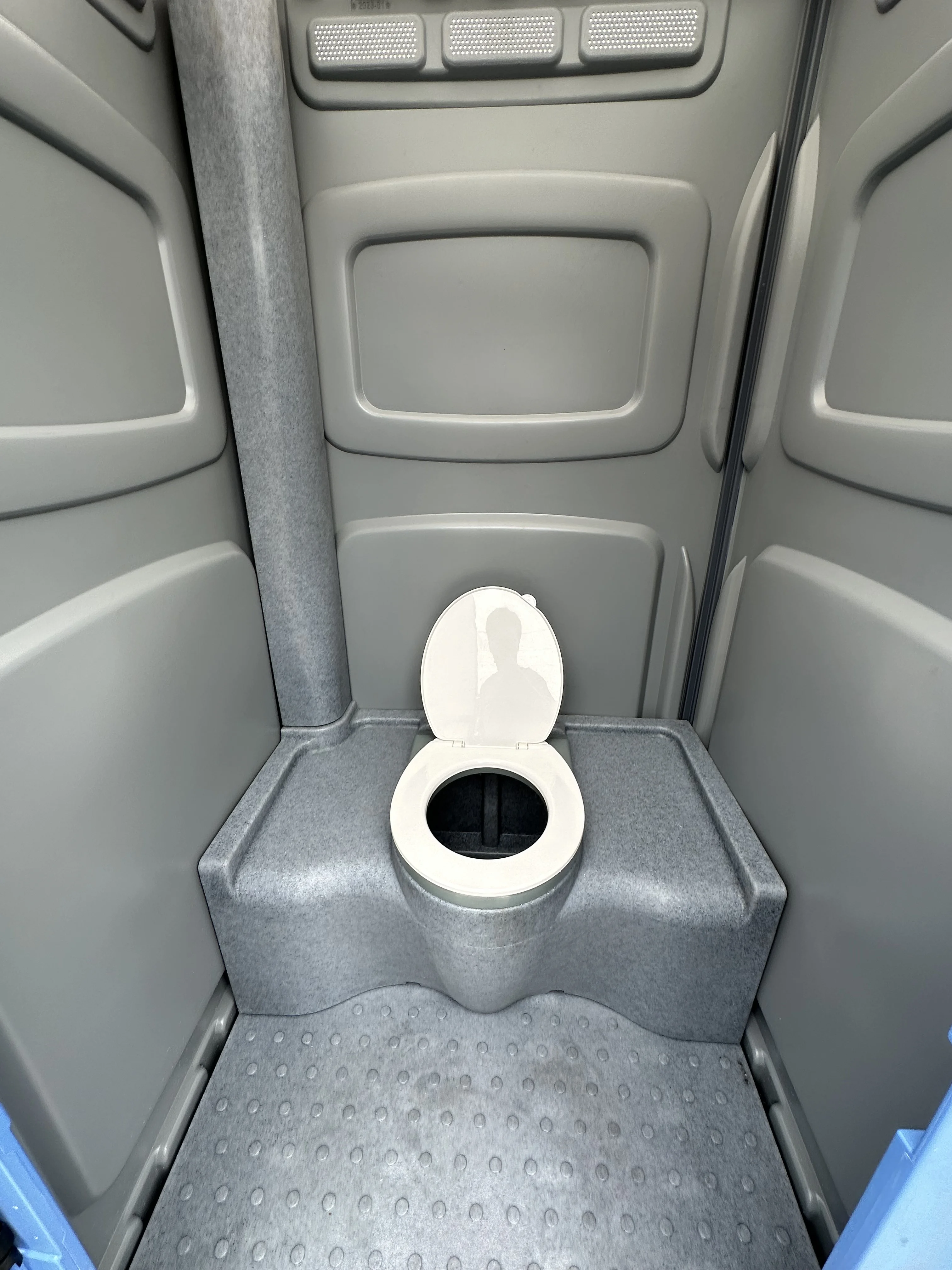 Portable Potty and Shower Toilet Mobile Chemical Toilets Designed ...