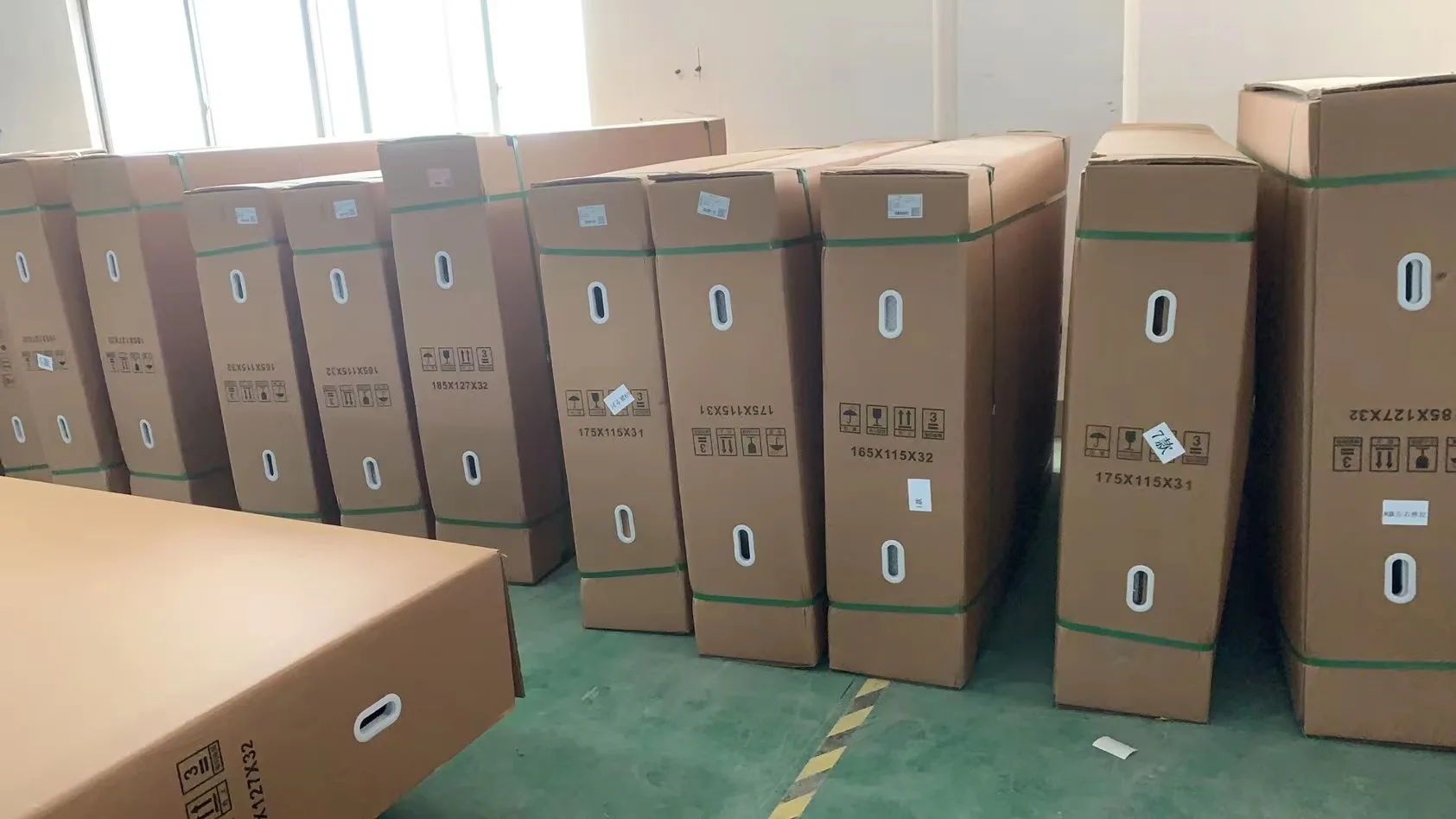 Truck Canopy Hardtop Truck Camper Pickup Canopy 4x4 Truck Canopy For ...