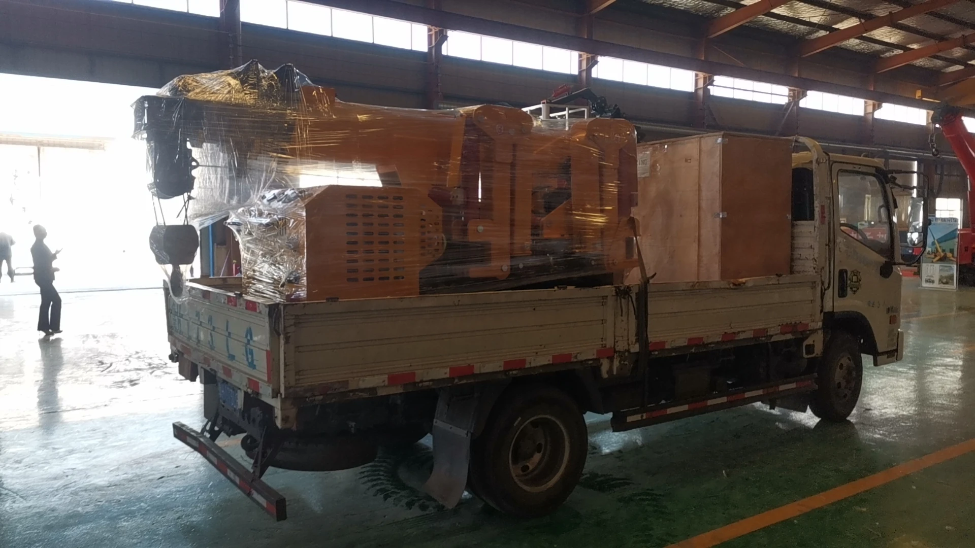 Hot Tsc120 1 Ton Crawler Crane Spider Crane Hydraulic Telesco Mini ...