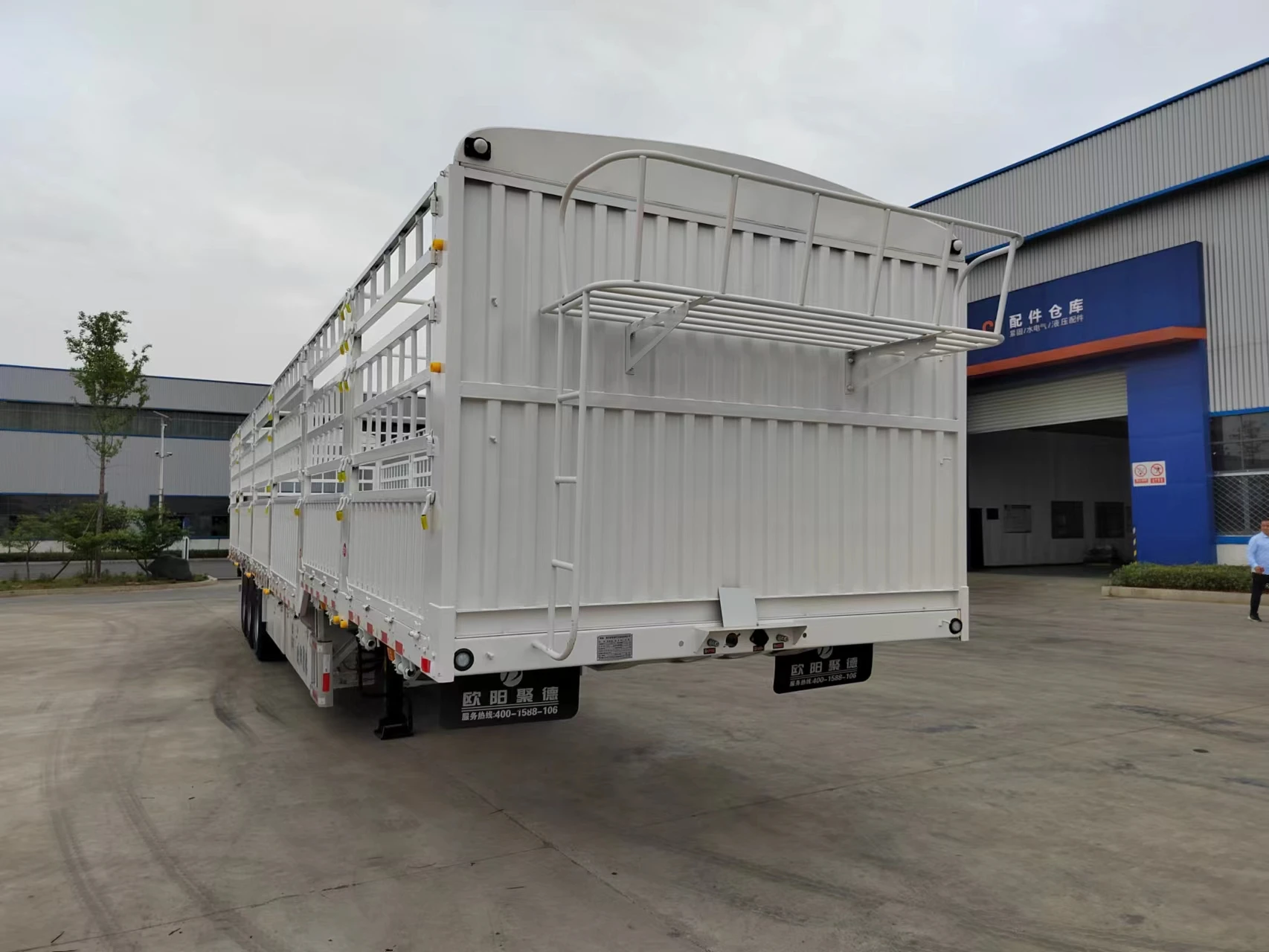 Newindu New Flatbed Semi Truck Trailers Mini Semi Trailer For Sale ...