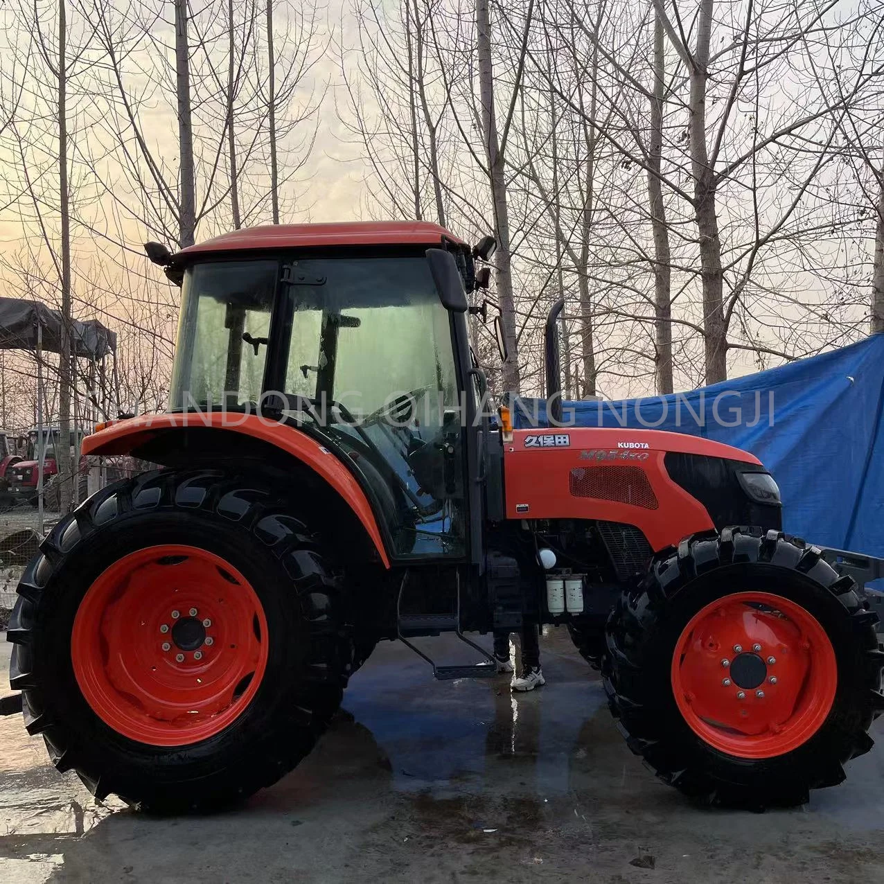 Used/second Hand Tractor Kubota 4x4wd With Loader and Backhoe ...