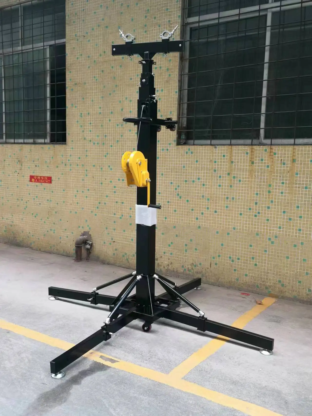 7m Lifting Tower Heavy Duty Crank Stand ,LED Display ,Lighting Hanging ...