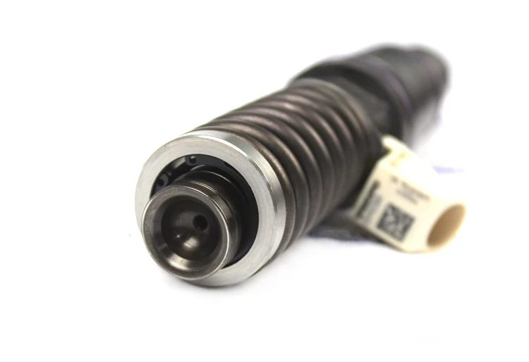 Inyector de riel común de alta presión, D11 D12 D13 D16, boquilla de ...