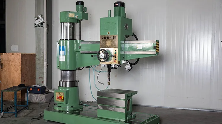 Hydraulic Radial Drilling Machine Price Z3050*16/1 Radial Drilling ...