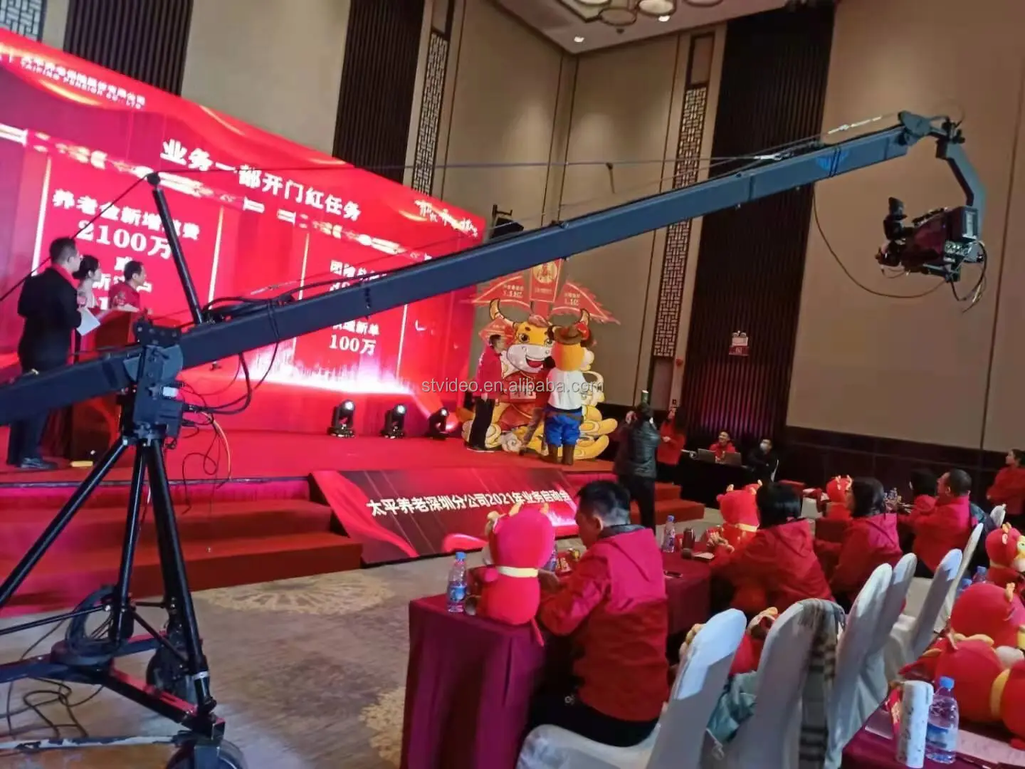 Triangular Jimmy Jib Crane - Durable Aluminium Alloy Tubes