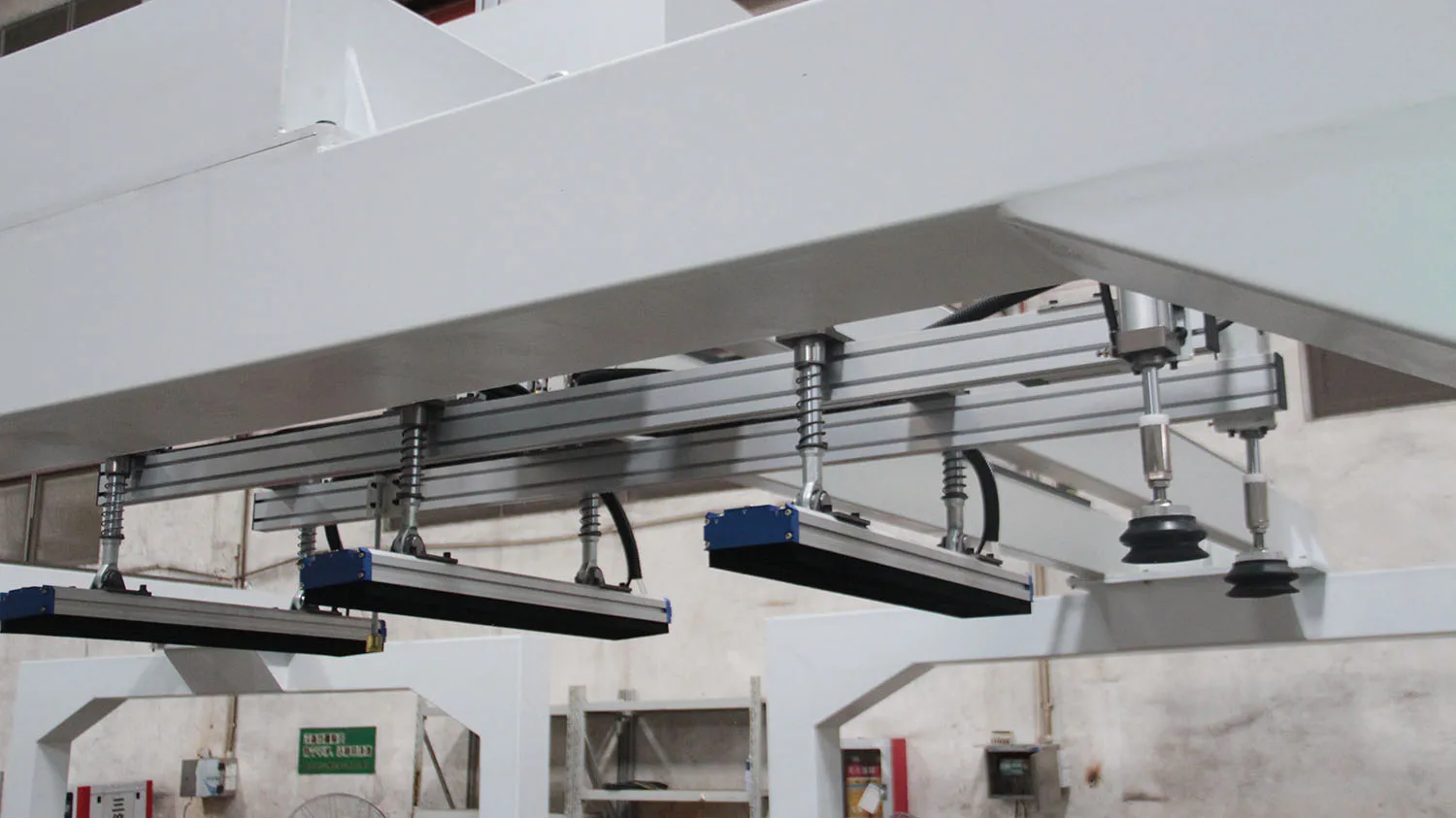 SAGAMAC Gantry Robots - Efficient Vacuum Stacking Solutions