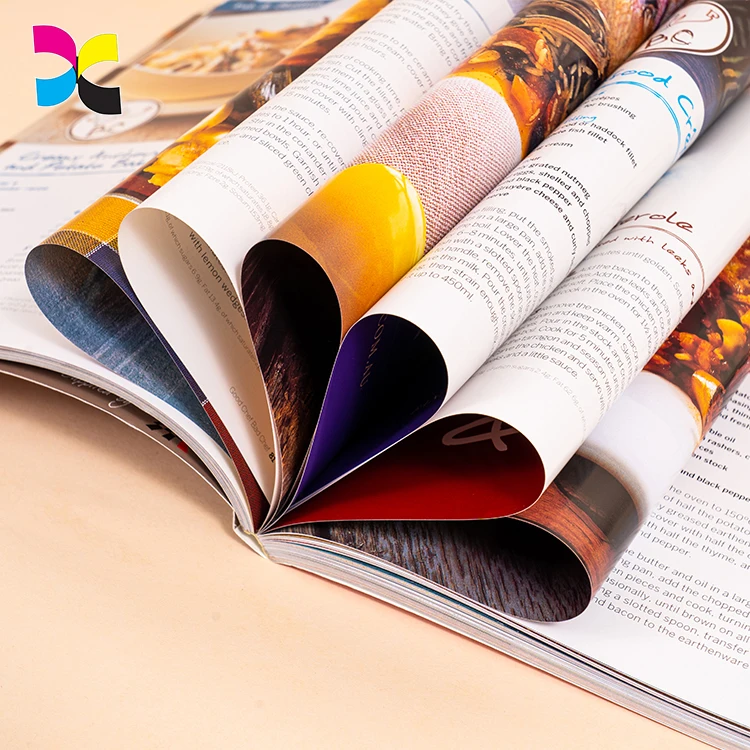 Customized Glossy Lamination Magazine Catalog Printing