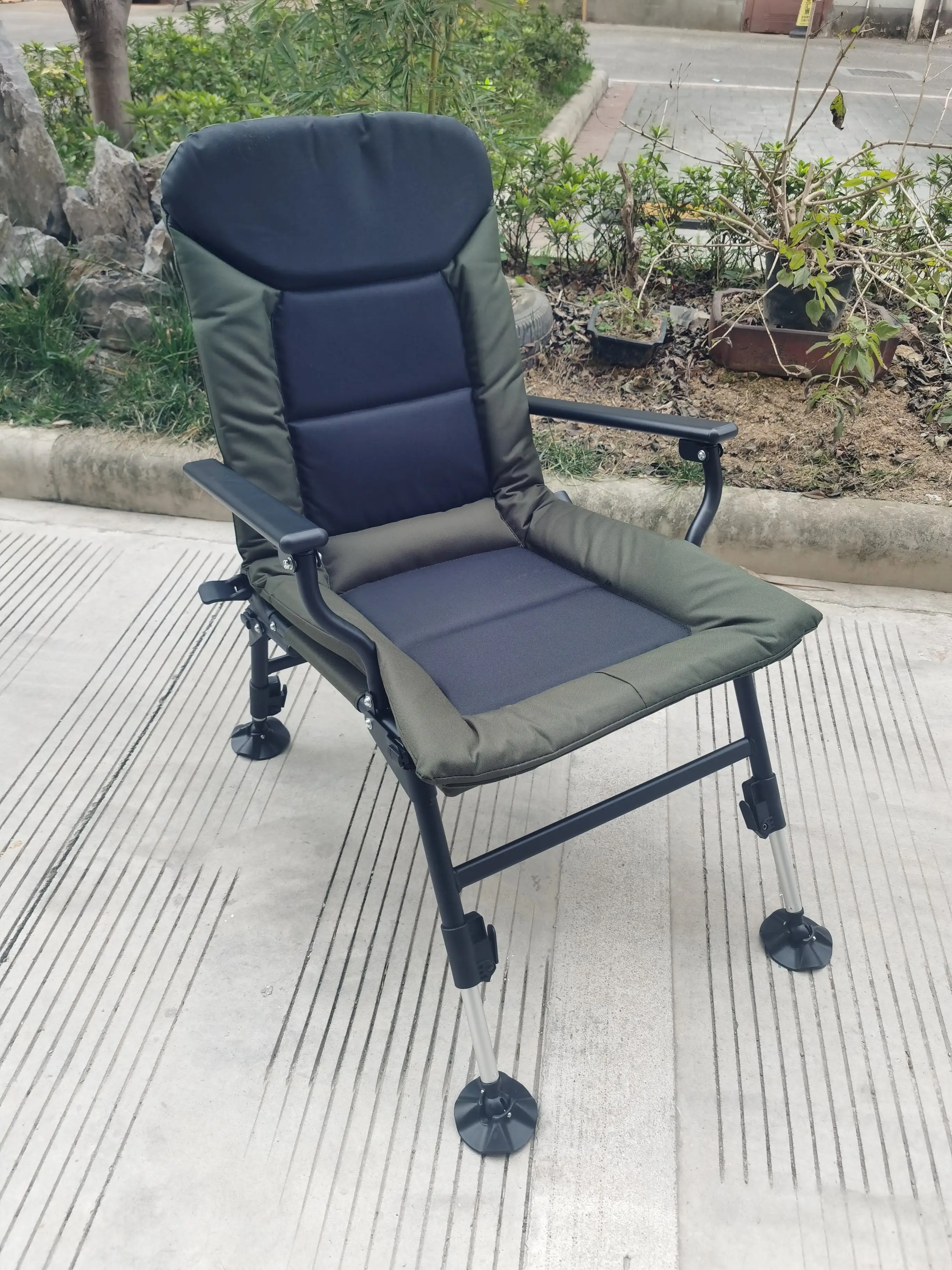 Outdoor Garden Feeder Aluminum Carp Folding Portable Leisure Breathable ...