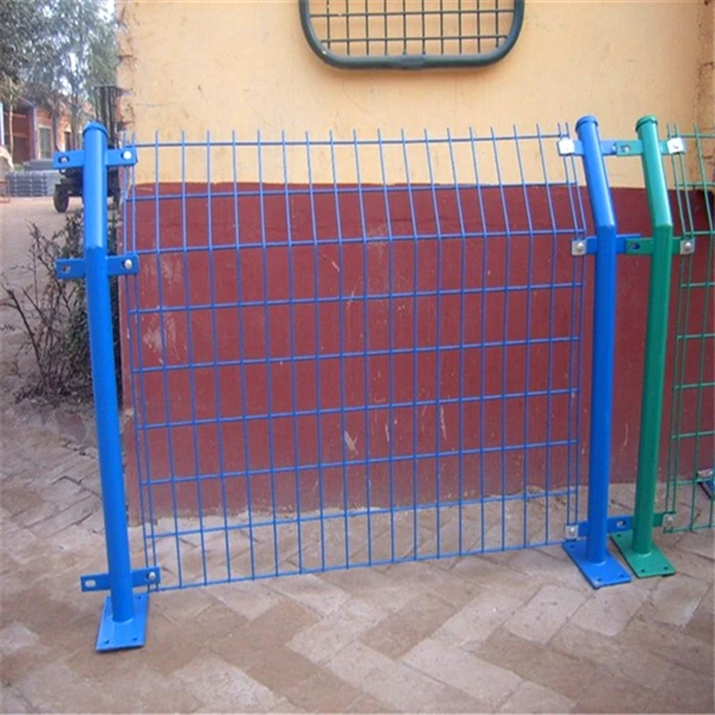Small Hole Expanded Metal Mesh Fence For Anti Climb Security Fence ...