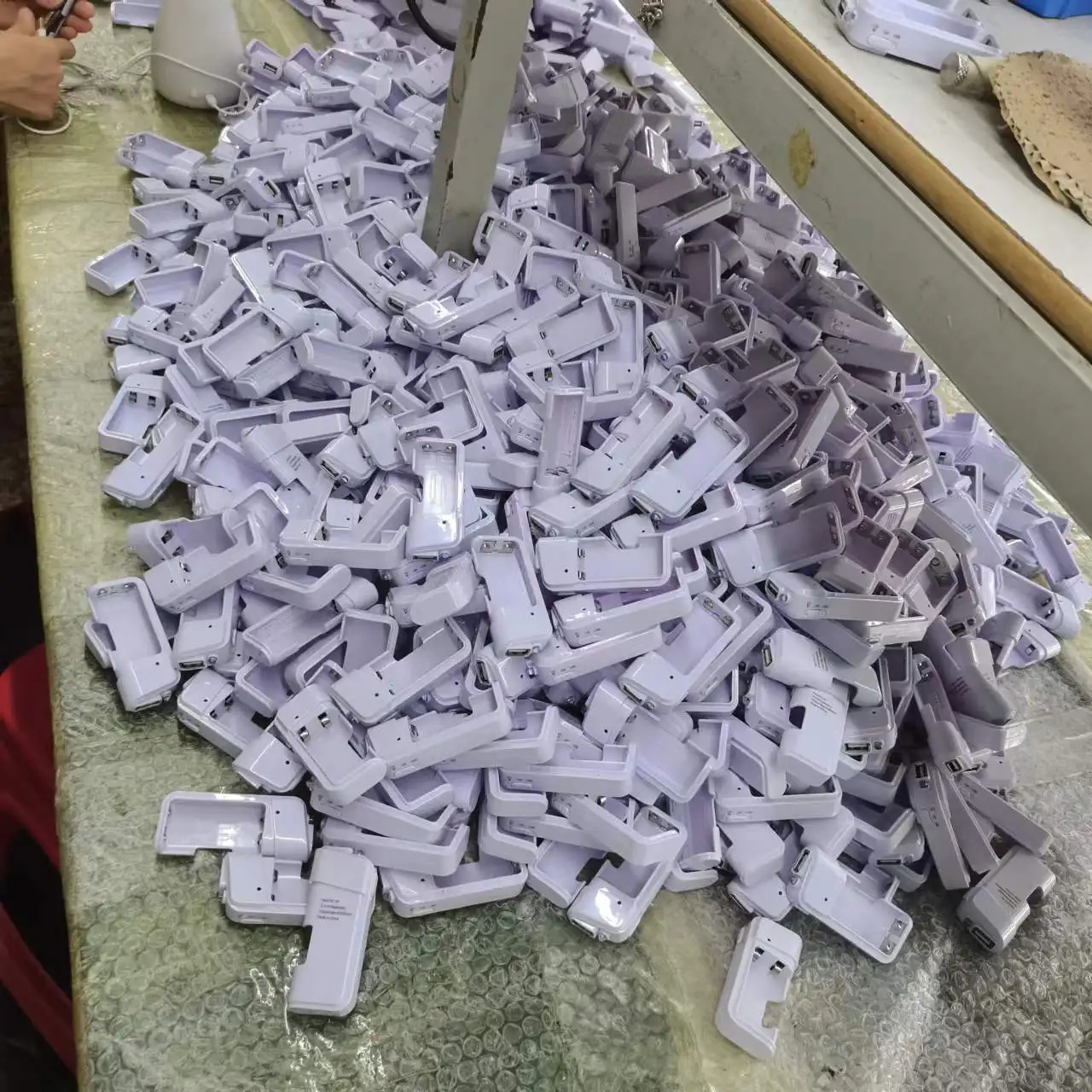 Mini Mobile Charger - One Time Use Power Bank 1000mah