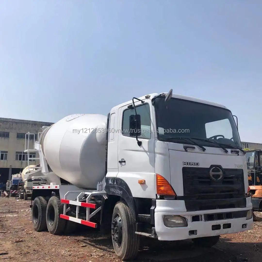 Self Loading Japan Hino 700 Used Mixer Truck / Second Hand Hino Mobile Concrete Cement Mixer ...